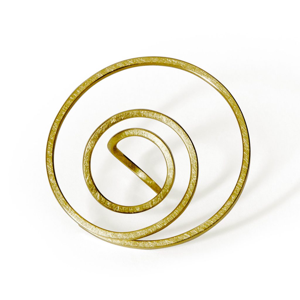 Ute Decker: Jewellery Artist and Activist | Magnus Oculus